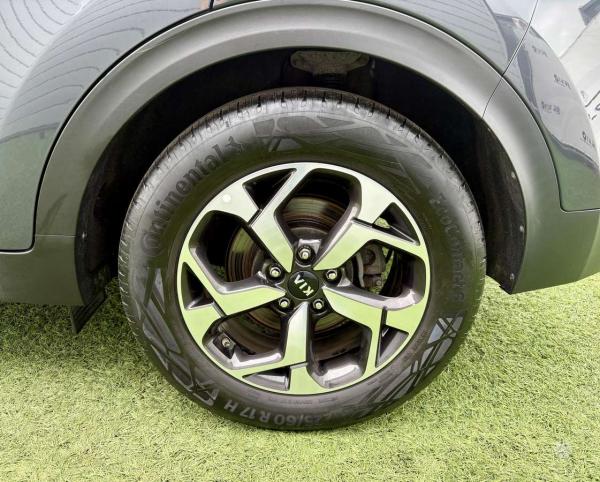 Grey Kia Sportage 2021 in Panevezys, with an engine capacity of 1.60 L and mileage of 87 thousand km for 16500 €, photo 8 on AUTOMOTO.COM.LV