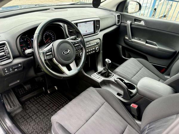 Grey Kia Sportage 2021 in Panevezys, with an engine capacity of 1.60 L and mileage of 87 thousand km for 16500 €, photo 10 on AUTOMOTO.COM.LV