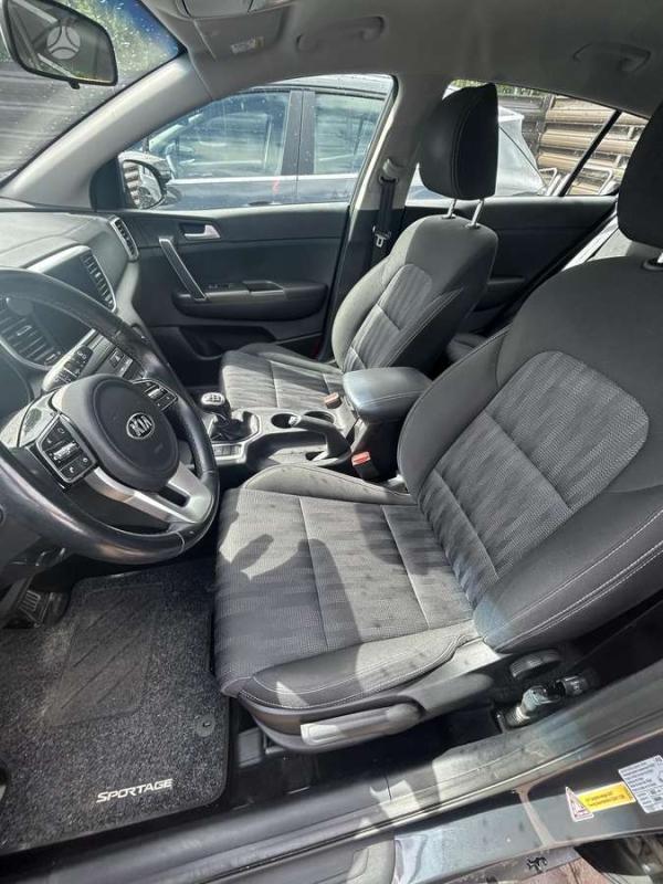 Pelēks Kia Sportage 2021 Viļņa, ar dzinēja tilpumu 1.59 L un nobraukumu 59 tūkst. km par 14500 €, foto 8 vietnē AUTOMOTO.COM.LV
