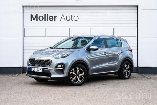 Grey Kia Sportage 2021 in Riga, with an engine capacity of 1.60 L and mileage of 122 thousand km for 14950 €, photo 1 on AUTOMOTO.COM.LV