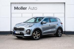 Grey Kia Sportage 2021 in Riga, with an engine capacity of 1.60 L and mileage of 122 thousand km for 14950 €, photo  on AUTOMOTO.COM.LV