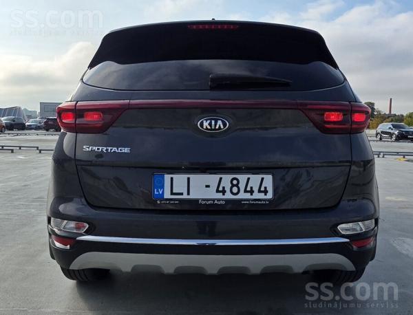 Pelēks Kia Sportage 2021 Rīga, ar dzinēja tilpumu 1.60 L un nobraukumu 87 tūkst. km par 16800 €, foto 6 vietnē AUTOMOTO.COM.LV