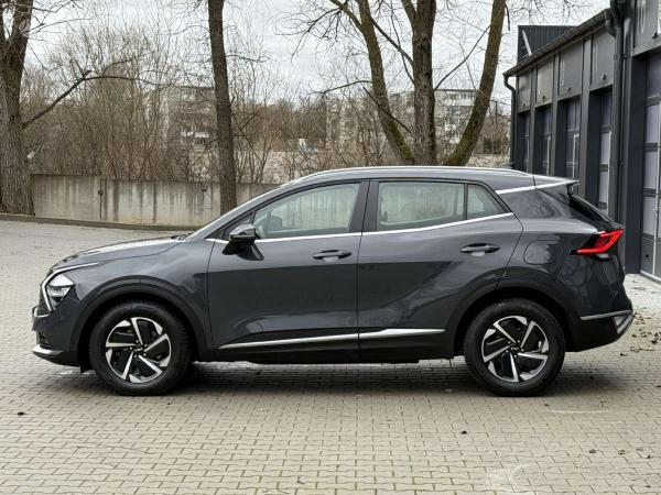 Grey Kia Sportage 2022 in Siauliai, with an engine capacity of 1.60 L and mileage of 140 thousand km for 21690 €, photo 8 on AUTOMOTO.COM.LV