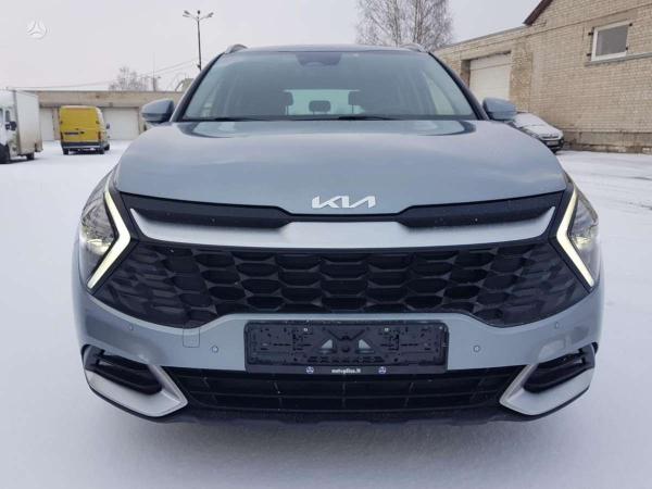 Grey Kia Sportage 2022 in Siauliai, with an engine capacity of 1.60 L and mileage of 153 thousand km for 17200 €, photo 2 on AUTOMOTO.COM.LV