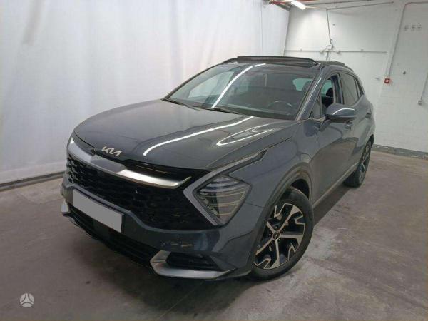 Grey Kia Sportage 2022 in Vilnius, with an engine capacity of 1.60 L and mileage of 88 thousand km for 23355 €, photo 2 on AUTOMOTO.COM.LV