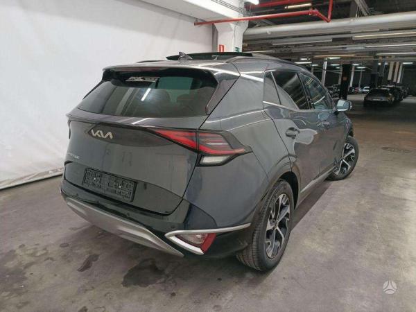 Grey Kia Sportage 2022 in Vilnius, with an engine capacity of 1.60 L and mileage of 88 thousand km for 23355 €, photo 3 on AUTOMOTO.COM.LV