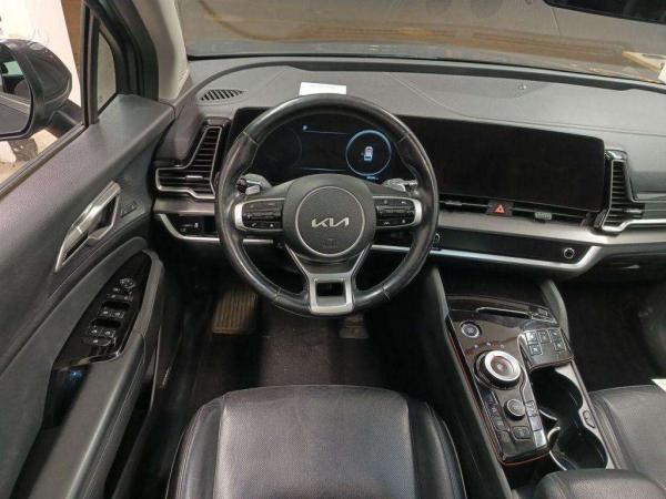Grey Kia Sportage 2022 in Vilnius, with an engine capacity of 1.60 L and mileage of 88 thousand km for 23355 €, photo 9 on AUTOMOTO.COM.LV