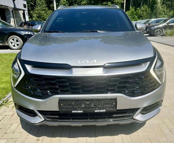 Grey Kia Sportage 2022 in Vilnius, with an engine capacity of 2.00 L and mileage of 187 thousand km for 13250 €, photo 2 on AUTOMOTO.COM.LV