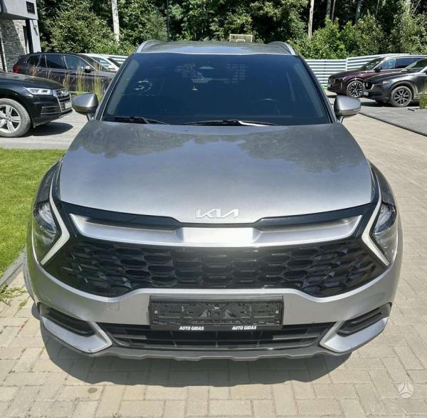 Grey Kia Sportage 2022 in Vilnius, with an engine capacity of 2.00 L and mileage of 187 thousand km for 13250 €, photo 3 on AUTOMOTO.COM.LV