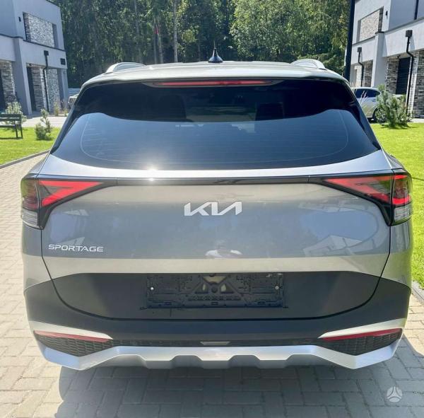 Grey Kia Sportage 2022 in Vilnius, with an engine capacity of 2.00 L and mileage of 187 thousand km for 13250 €, photo 7 on AUTOMOTO.COM.LV