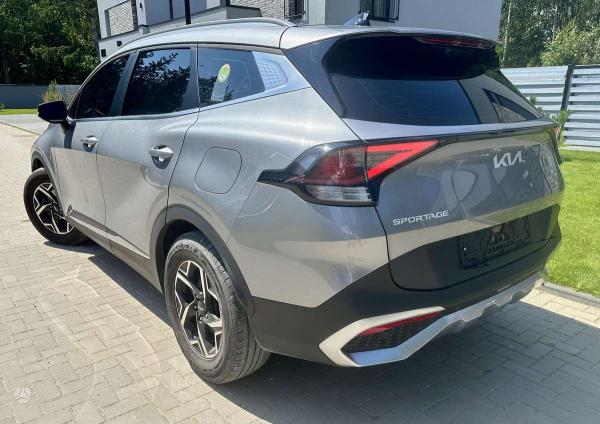 Grey Kia Sportage 2022 in Vilnius, with an engine capacity of 2.00 L and mileage of 187 thousand km for 13250 €, photo 8 on AUTOMOTO.COM.LV
