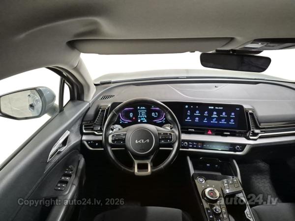Grey Kia Sportage 2022 in Tallinn, with an engine capacity of 1.60 L and mileage of 63 thousand km for 25990 €, photo 9 on AUTOMOTO.COM.LV
