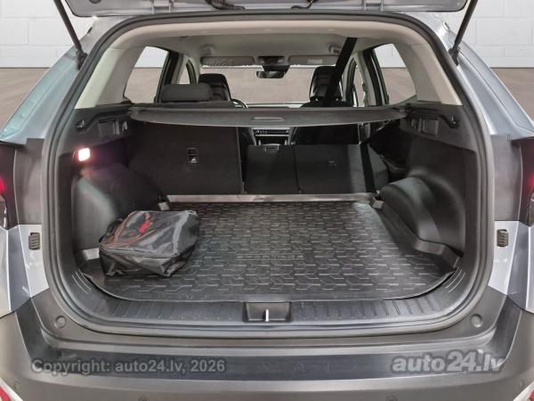 Grey Kia Sportage 2022 in Tallinn, with an engine capacity of 1.60 L and mileage of 63 thousand km for 25990 €, photo 10 on AUTOMOTO.COM.LV