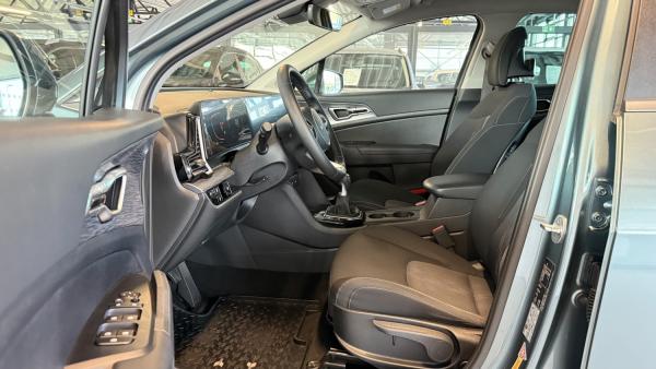 Pelēks Kia Sportage 2022 Rīga, ar dzinēja tilpumu 1.60 L un nobraukumu 99 tūkst. km par 18900 €, foto 8 vietnē AUTOMOTO.COM.LV