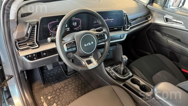 Grey Kia Sportage 2022 in Riga, with an engine capacity of 1.60 L and mileage of 99 thousand km for 18900 €, photo 10 on AUTOMOTO.COM.LV