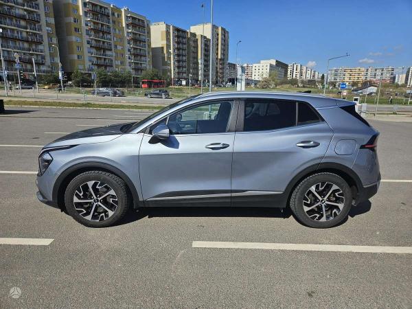 Pelēks Kia Sportage 2022 Viļņa, ar dzinēja tilpumu 1.60 L un nobraukumu 74 tūkst. km par 23900 €, foto 2 vietnē AUTOMOTO.COM.LV