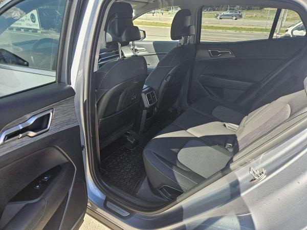 Pelēks Kia Sportage 2022 Viļņa, ar dzinēja tilpumu 1.60 L un nobraukumu 74 tūkst. km par 23900 €, foto 6 vietnē AUTOMOTO.COM.LV