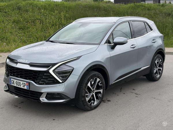 Grey Kia Sportage 2022 in Kaunas, with an engine capacity of 1.60 L and mileage of 107 thousand km for 23690 €, photo 3 on AUTOMOTO.COM.LV
