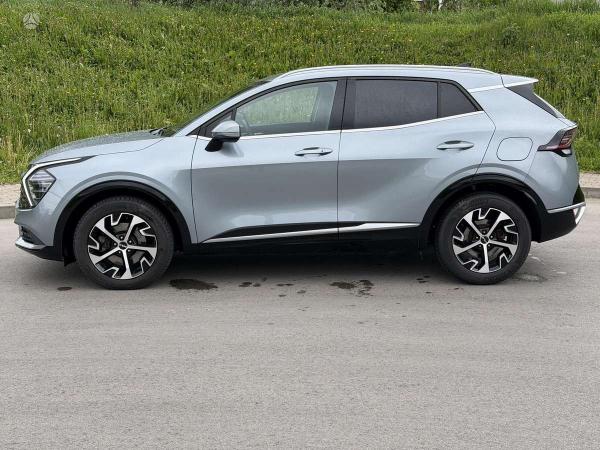Grey Kia Sportage 2022 in Kaunas, with an engine capacity of 1.60 L and mileage of 107 thousand km for 23690 €, photo 6 on AUTOMOTO.COM.LV