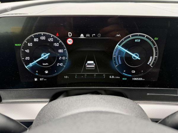 Grey Kia Sportage 2022 in Kaunas, with an engine capacity of 1.60 L and mileage of 107 thousand km for 23690 €, photo 7 on AUTOMOTO.COM.LV