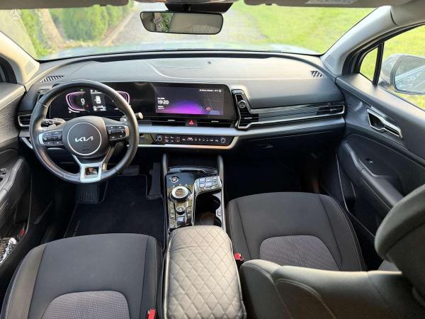 Grey Kia Sportage 2022 in Vilnius, with an engine capacity of 1.60 L and mileage of 70 thousand km for 24300 €, photo 7 on AUTOMOTO.COM.LV