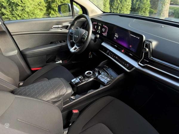 Grey Kia Sportage 2022 in Vilnius, with an engine capacity of 1.60 L and mileage of 70 thousand km for 24300 €, photo 8 on AUTOMOTO.COM.LV