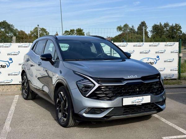 Grey Kia Sportage 2022 in Vilnius, with an engine capacity of 1.60 L and mileage of 175 thousand km for 24900 €, photo 6 on AUTOMOTO.COM.LV