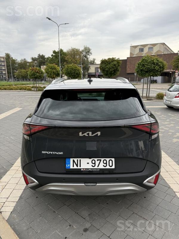 Pelēks Kia Sportage 2022 Jelgava, ar dzinēja tilpumu 1.60 L un nobraukumu 89 tūkst. km par 22000 €, foto 4 vietnē AUTOMOTO.COM.LV