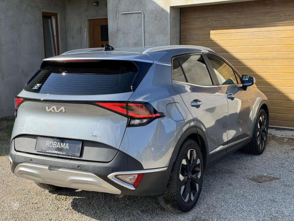 Grey Kia Sportage 2022 in Siauliai, with an engine capacity of 1.60 L and mileage of 153 thousand km for 19990 €, photo 4 on AUTOMOTO.COM.LV
