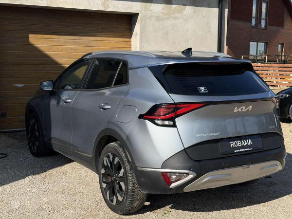 Grey Kia Sportage 2022 in Siauliai, with an engine capacity of 1.60 L and mileage of 153 thousand km for 19990 €, photo 6 on AUTOMOTO.COM.LV