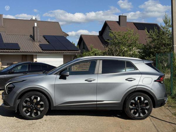 Grey Kia Sportage 2022 in Siauliai, with an engine capacity of 1.60 L and mileage of 153 thousand km for 19990 €, photo 7 on AUTOMOTO.COM.LV
