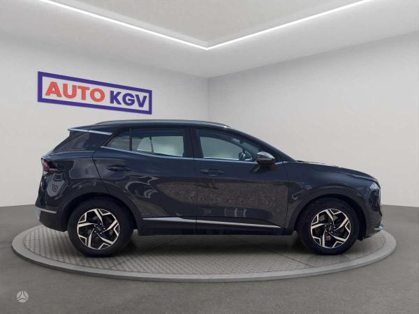 Grey Kia Sportage 2023 in Kaunas, with an engine capacity of 1.60 L and mileage of 46 thousand km for 22999 €, photo 6 on AUTOMOTO.COM.LV