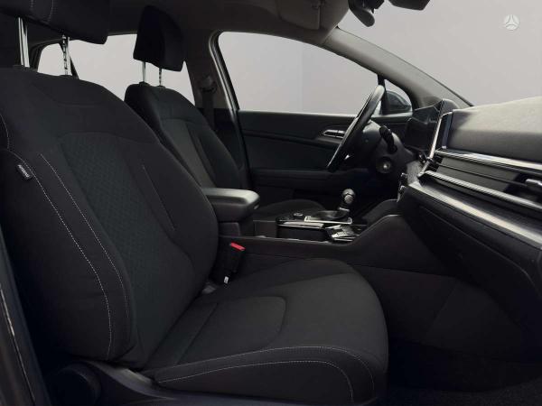 Grey Kia Sportage 2023 in Kaunas, with an engine capacity of 1.60 L and mileage of 46 thousand km for 22999 €, photo 8 on AUTOMOTO.COM.LV