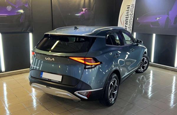 Grey Kia Sportage 2023 in Vilnius, with an engine capacity of 1.60 L and mileage of 95 thousand km for 21950 €, photo 3 on AUTOMOTO.COM.LV