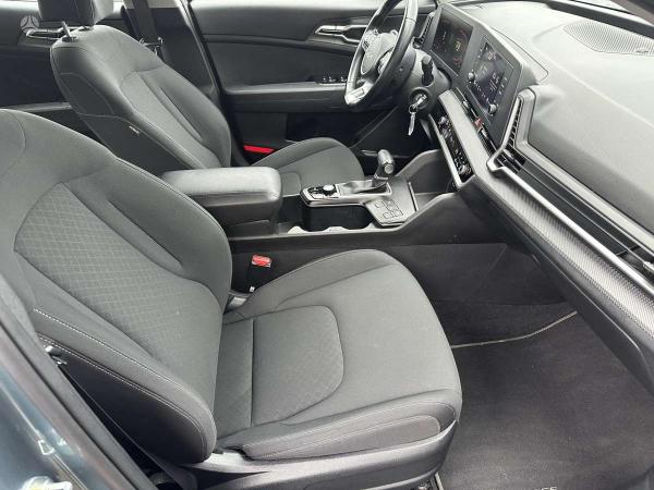 Grey Kia Sportage 2023 in Vilnius, with an engine capacity of 1.60 L and mileage of 95 thousand km for 21950 €, photo 5 on AUTOMOTO.COM.LV