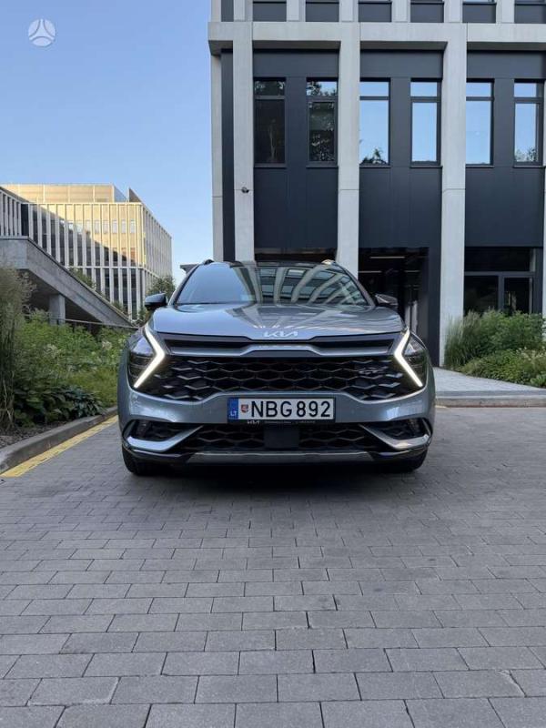 Серый Киа Sportage 2024 в Вильнюс, объемом двигателя 1.60 л и пробегом 22 тыс. км за 32500 €, фото 2 на AUTOMOTO.COM.LV