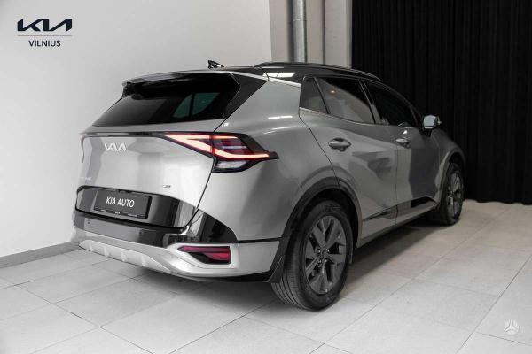 Grey Kia Sportage 2024 in Vilnius, with an engine capacity of 1.60 L and mileage of 22 thousand km for 31000 €, photo 3 on AUTOMOTO.COM.LV
