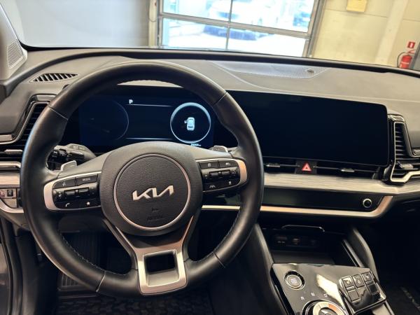 Grey Kia Sportage 2025 in Riga, with an engine capacity of 1.60 L and mileage of 24 thousand km for 2990000 €, photo 9 on AUTOMOTO.COM.LV