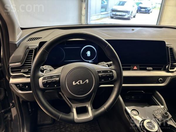 Kia Sportage 2025 Rīga vietnē Pelēks Kia Sportage 2025 Rīga, ar dzinēja tilpumu 1.60 L un nobraukumu 27 tūkst. km par 28900 €, foto 11 vietnē AUTOMOTO.COM.LV
