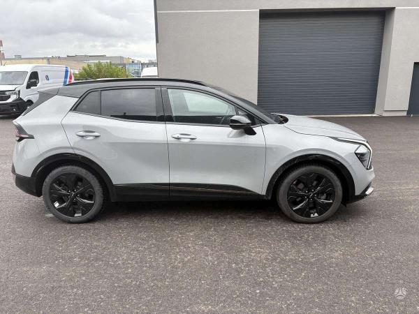 Grey Kia Sportage 2025 in Kaunas, with an engine capacity of 1.60 L and mileage of 21 thousand km for 22200 €, photo 4 on AUTOMOTO.COM.LV