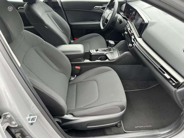 Киа Sportage 2025 в Вильнюс на AUTOMOTO.COM.LV Серый Киа Sportage 2025 в Вильнюс, объемом двигателя 1.60 л и пробегом 32 тыс. км за 27500 €, фото 5 на AUTOMOTO.COM.LV