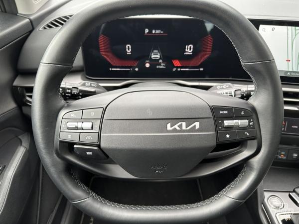 Grey Kia Sportage 2025 in Avizieniai, with an engine capacity of 1.60 L and mileage of 32 thousand km for 26950 €, photo 7 on AUTOMOTO.COM.LV
