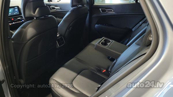 Grey Kia Sportage 2026 in Parnu, with an engine capacity of 1.60 L and mileage of 0 thousand km for 35690 €, photo 9 on AUTOMOTO.COM.LV