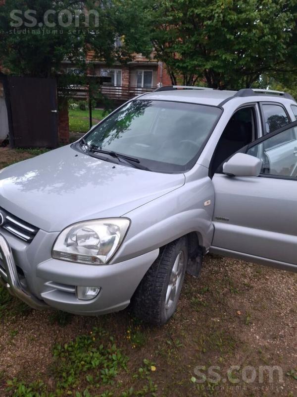 Серый Киа Sportage 2007 в Рига, объемом двигателя 2.00 л и пробегом 189 тыс. км за 2750 €, фото 5 на AUTOMOTO.COM.LV