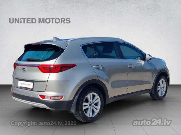 Pelēks Kia Sportage 2017 Jehvi, ar dzinēja tilpumu 1.60 L un nobraukumu 98 tūkst. km par 12900 €, foto 3 vietnē AUTOMOTO.COM.LV