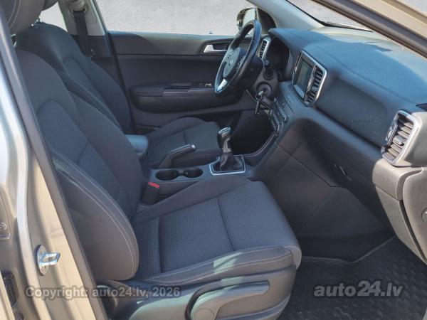 Pelēks Kia Sportage 2017 Jehvi, ar dzinēja tilpumu 1.60 L un nobraukumu 98 tūkst. km par 12900 €, foto 8 vietnē AUTOMOTO.COM.LV