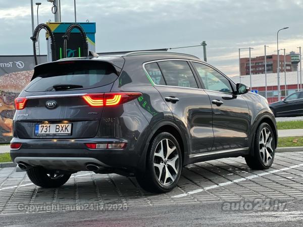 Grey Kia Sportage 2018 in Tallinn, with an engine capacity of 1.60 L and mileage of 157 thousand km for 14000 €, photo 1 on AUTOMOTO.COM.LV