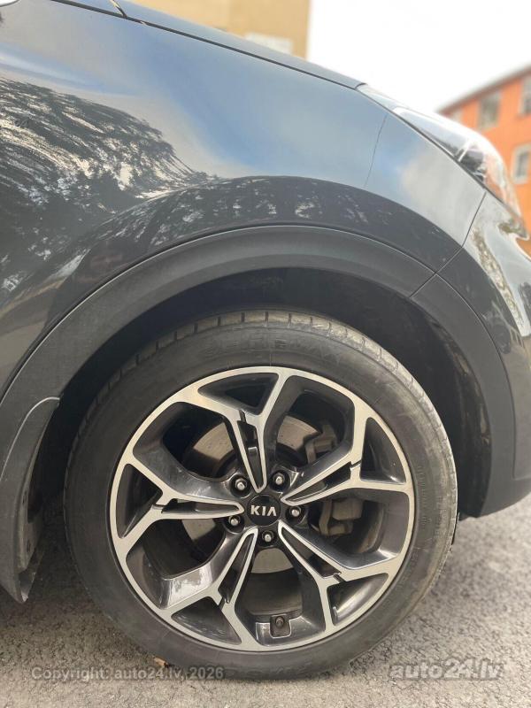 Pelēks Kia Sportage 2019 Tallina, ar dzinēja tilpumu 1.60 L un nobraukumu 100 tūkst. km par 17500 €, foto 5 vietnē AUTOMOTO.COM.LV