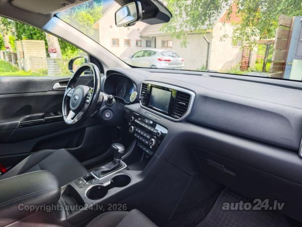 Grey Kia Sportage 2019 in Tallinn, with an engine capacity of 1.60 L and mileage of 108 thousand km for 14900 €, photo 2 on AUTOMOTO.COM.LV