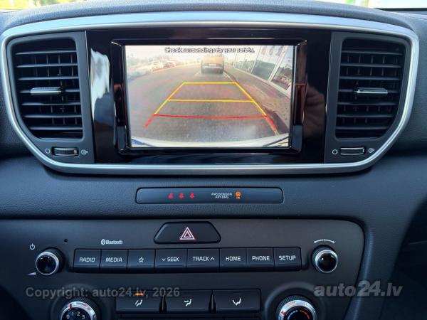 Grey Kia Sportage 2019 in Tallinn, with an engine capacity of 1.60 L and mileage of 101 thousand km for 9900 €, photo 10 on AUTOMOTO.COM.LV